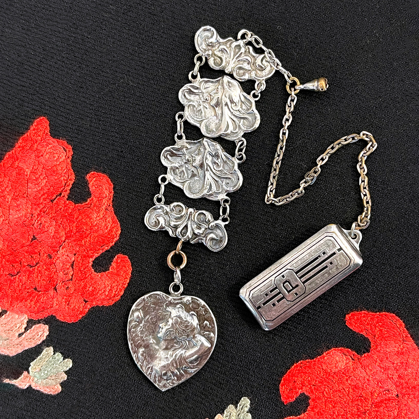 Art Nouveau - Victoria Sterling