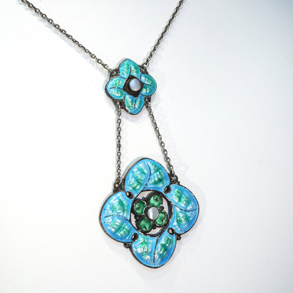 Victoria Sterling - Fine Vintage European Antique and Estate Jewelry